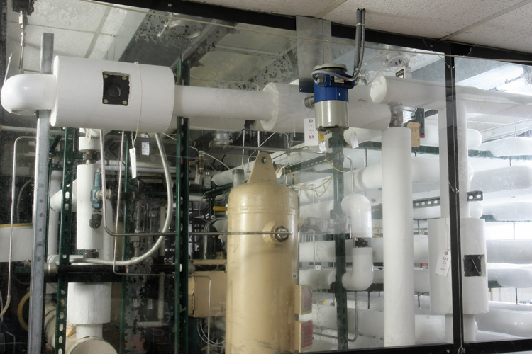 Direct Injection of H2S Scavengers Into a Gas Stream for Small-Scale ...
